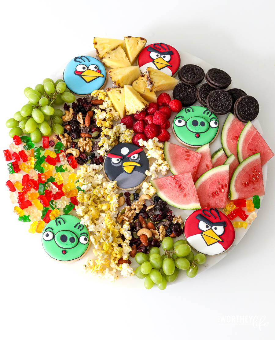 Angry Birds Party Board - Angry Birds Birthday Party Idea